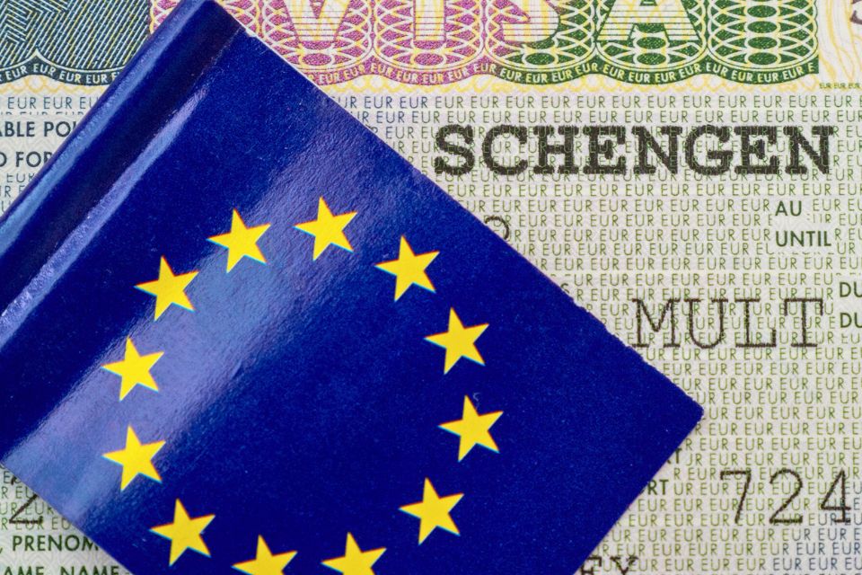 EU Celebrates 40 Years of Schengen Agreement Amidst Challenges to Free ...